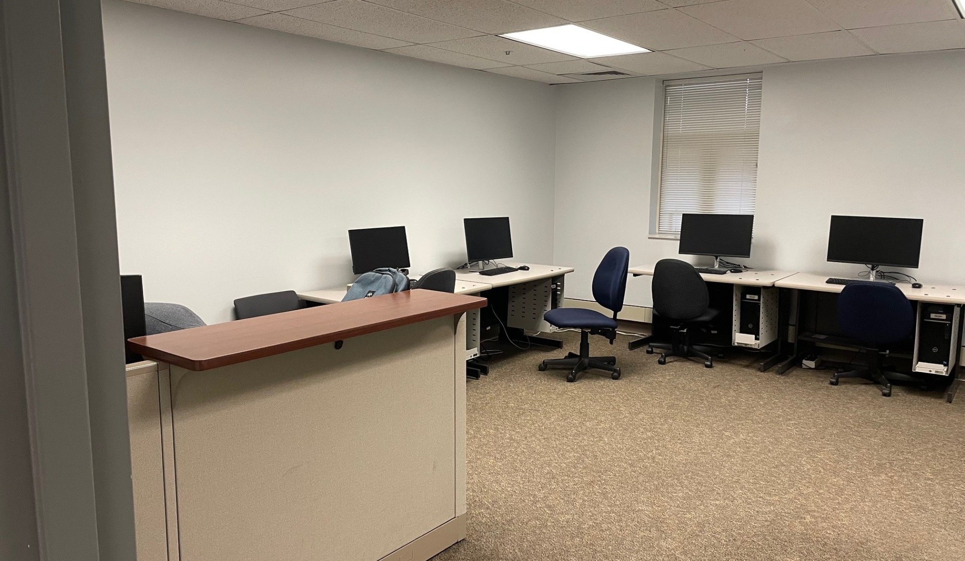 Jacobs Computer Lab - School of Management - University at Buffalo